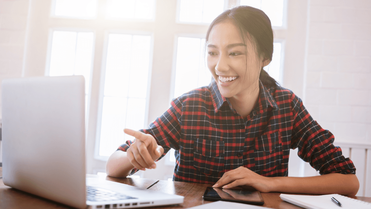 What are the different types of student loans available?